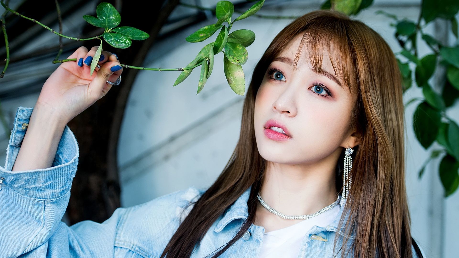 Hani Kpop Makeup Video Tutorials | The Beautube